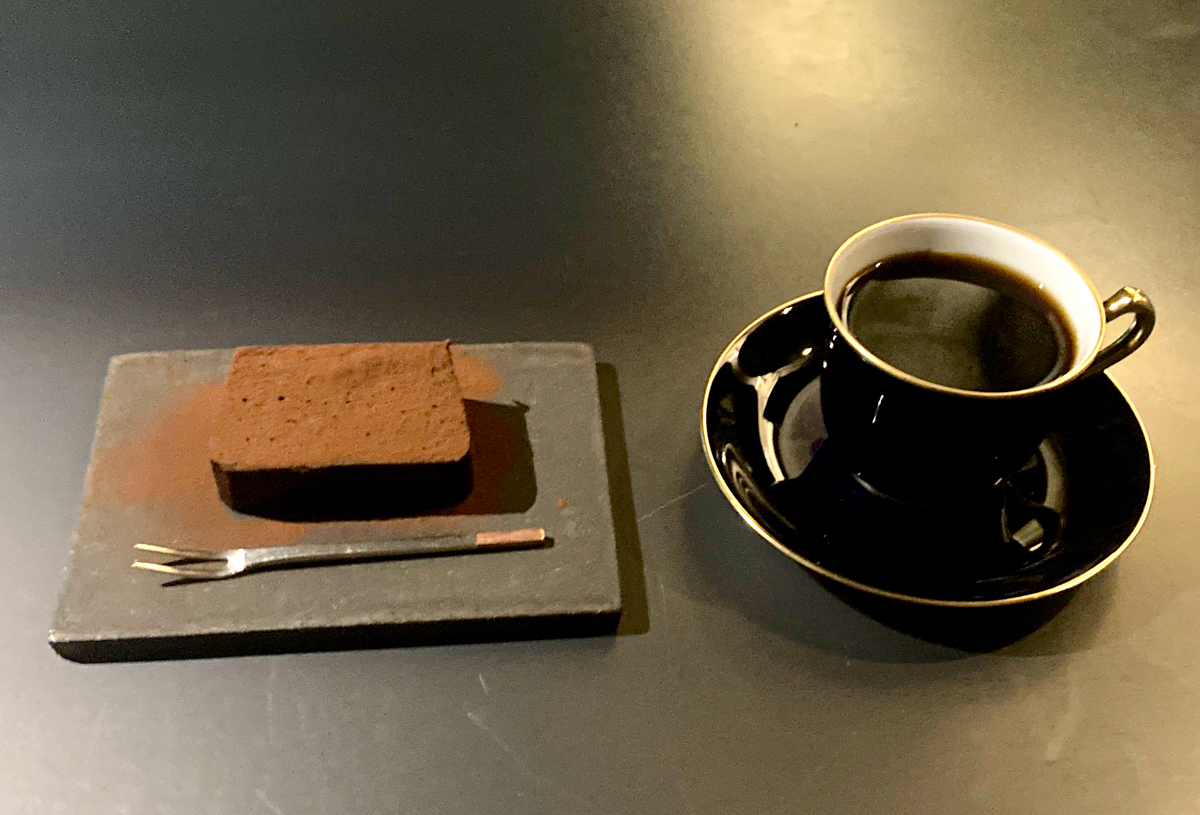 【田川】苦みとコクの中に楽しさが。音楽家でもある店主が追求するtas coffeeのポストクラシカルコーヒー - 筑豊情報マガジンWING