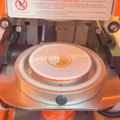 【飯塚】その場でオレンジを生絞りする自販機！！IJOOZの100％オレンジジュース - 筑豊情報マガジンWING